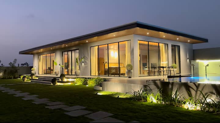 The Bahamas - A Luxe Villa - Mahabalipuram
