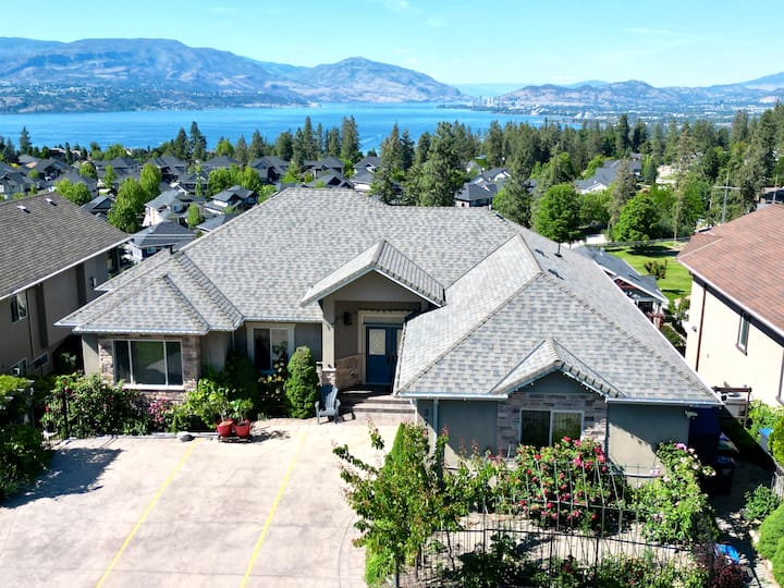 Licenced Lakeview 2-bed 2-bath Entire Suite - Kelowna