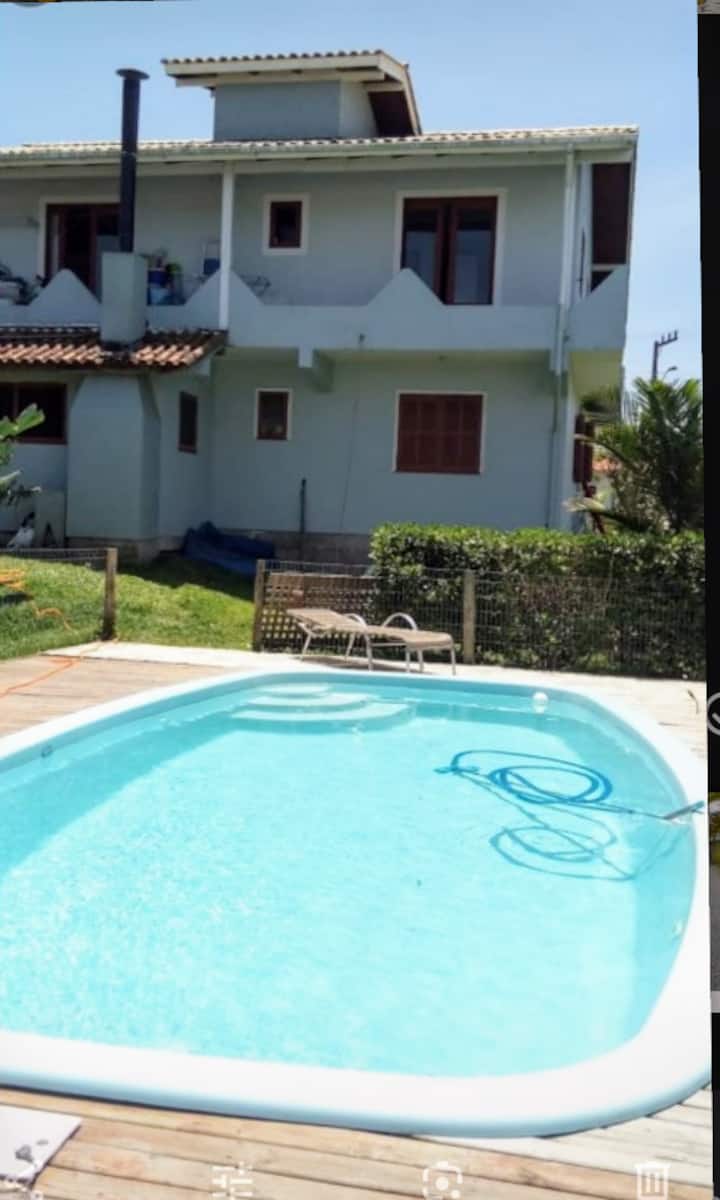 Casa C/ Piscina Perto Da Praia - Garopaba