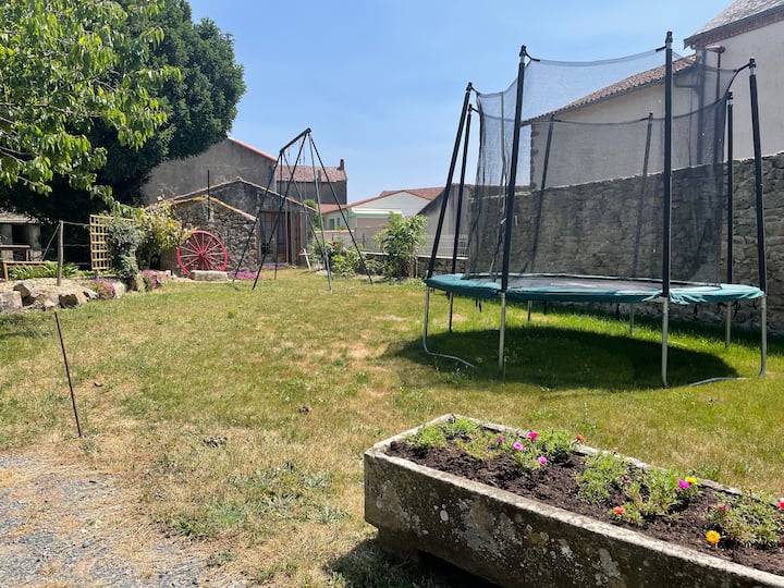 Maison 100 M2. Chez Gaston - Bressuire