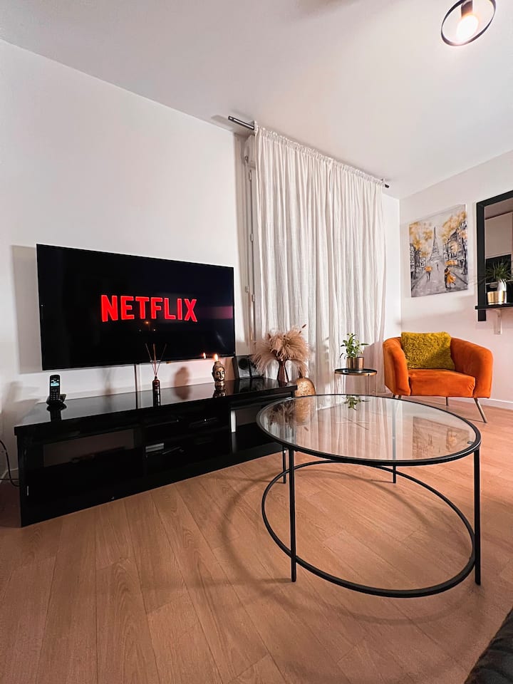 Proche Du Lac D’enghien Et Paris - Stade de France