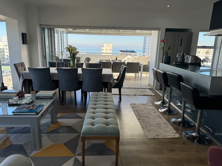 St Clouds Strand - Somerset West