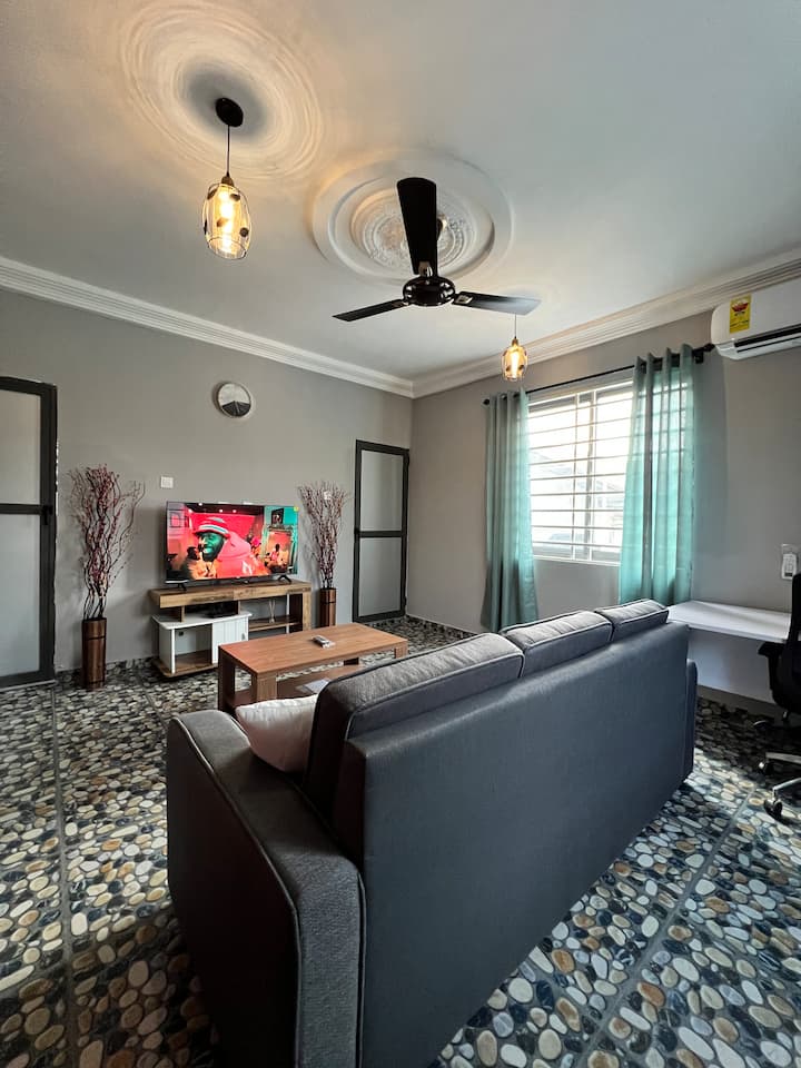 One Bedroom And Hall + Wifi - Ghana