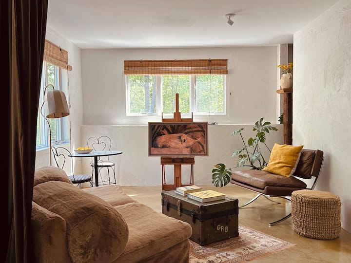The Artist Suite By Toi Moi - Essex, MA