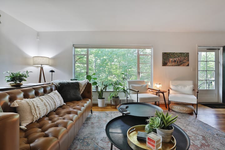 Secluded Ravine Retreat Near Osu & Short North - Columbus, OH