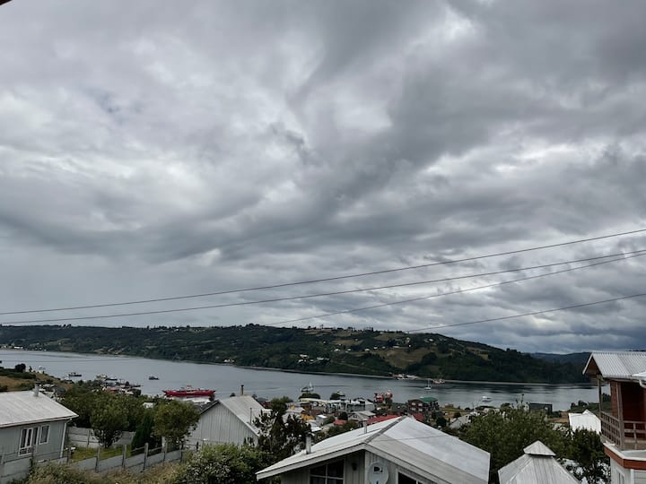 Casa Vista Canal Dalcahue - Dalcahue