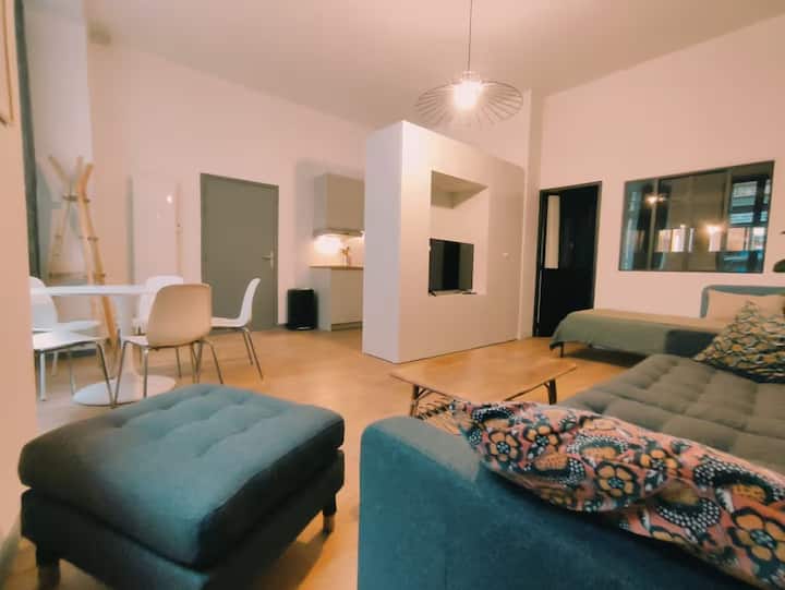 Appartement Au Coeur Des Chartrons - Burdeos