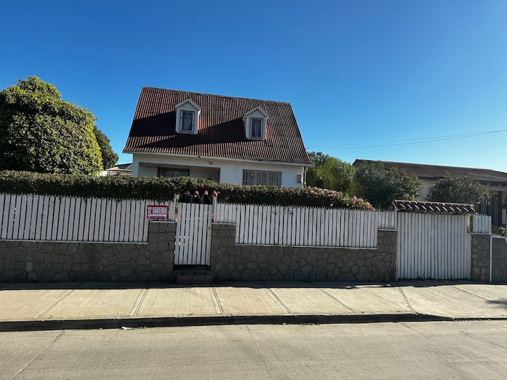 Casa Cost Azul Hermosa - Santo Domingo