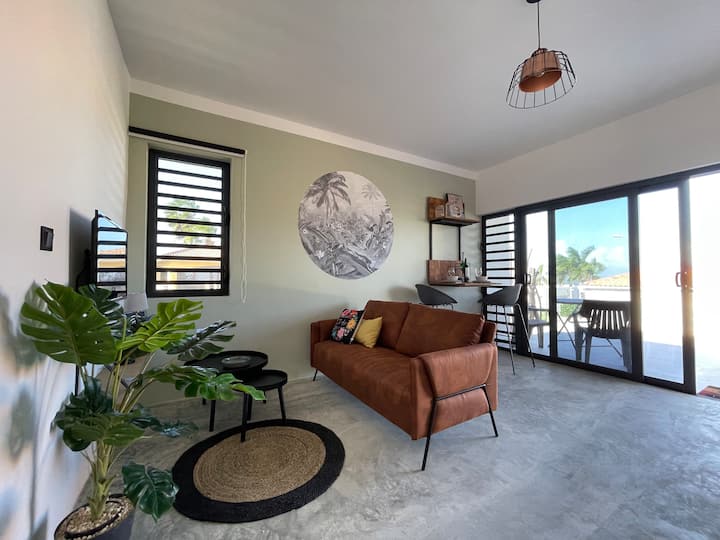 Chloé ~ New Stay And Pool With Ocean View ~Curaçao - Curaçao