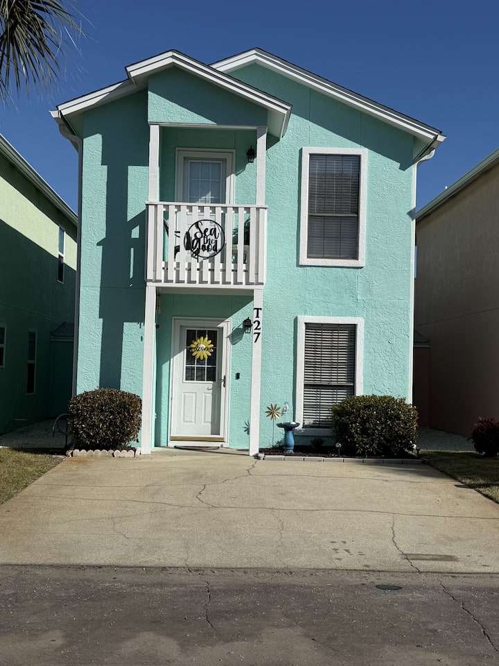 Townhouse Steps To Beach/pools - 2 Br/3 Full Bath - Panama City Beach, FL
