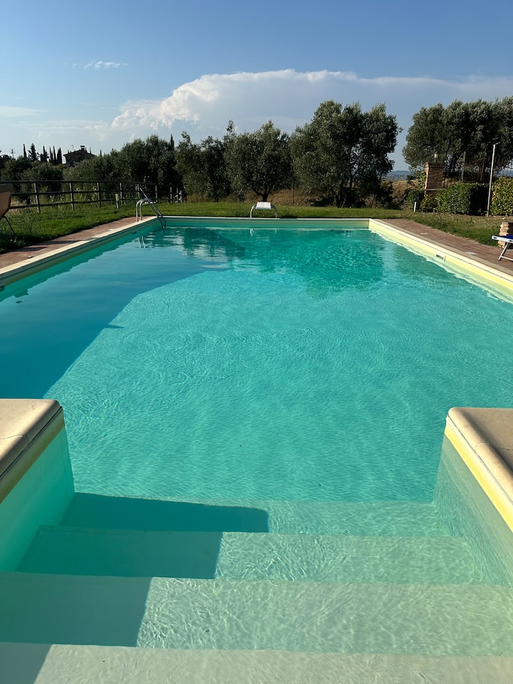 Appartamento Casolare E Piscina
“Casa Monti” - Poggibonsi