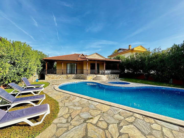 Dalyan'da 2 Yatak Odalı ÖZel Havuzlu Villa - Dalyan