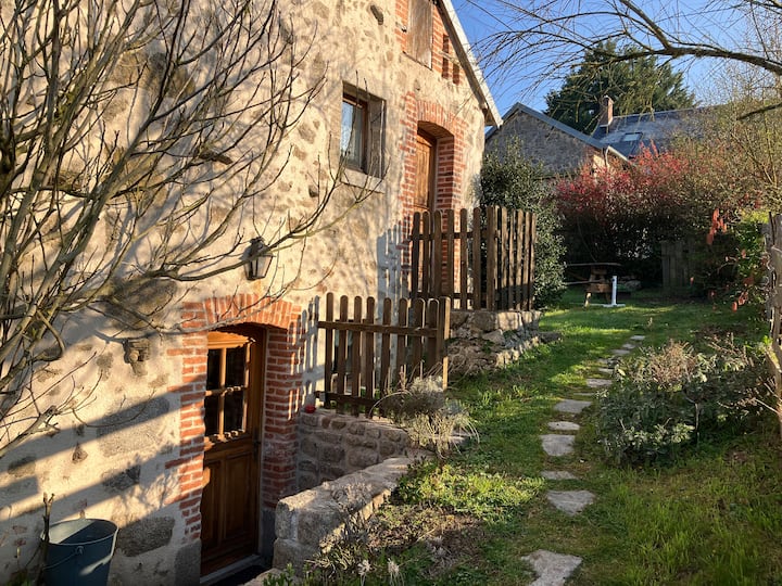 Ancien Four à Pain Au Calme - 克勒茲