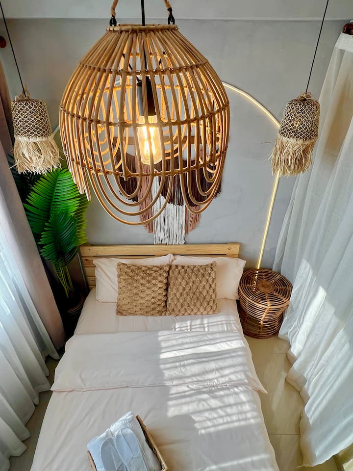 Rustic-boho-bali Inspired W/ City View Balcony - Manila
