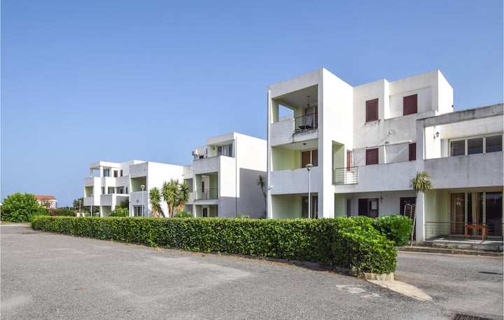 Cozy Apartment In Isca Marina With Wifi - Soverato