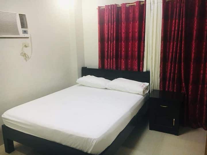 Marco Louise Couple Room - Rosales