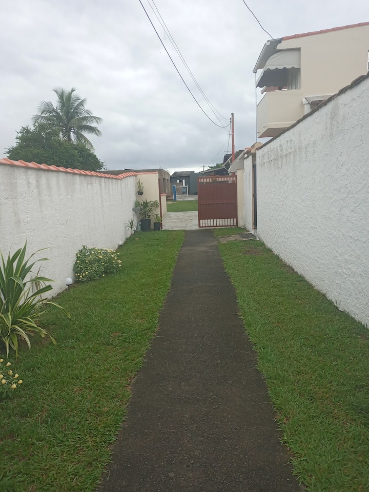 1 Kitnet E 1 Suíte - Ilha Comprida