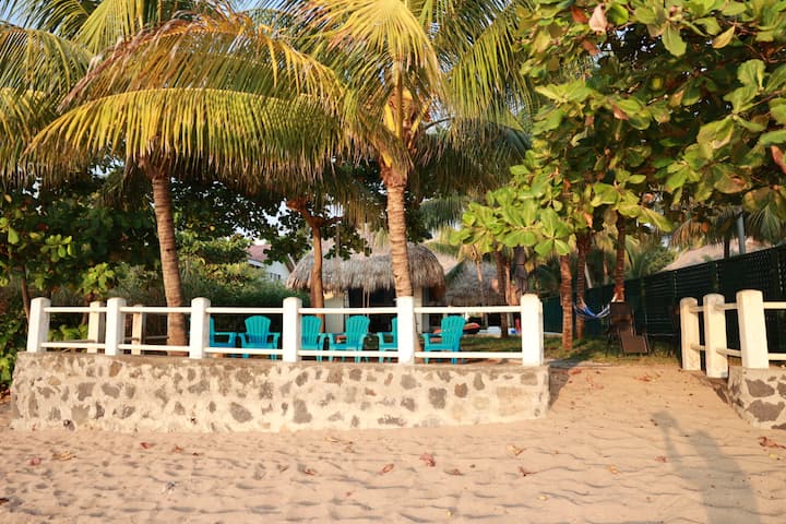 Ocean Fronthouse In Salinitas - Los Cóbanos