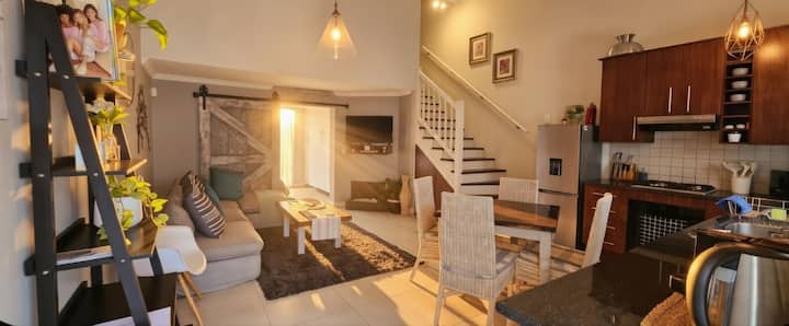 Lagoon Terrace Loft Apartment! - Knysna