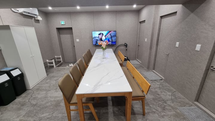 #2f/4room3bath/6min From Hongik Stn Exit6/freewifi - South Korea