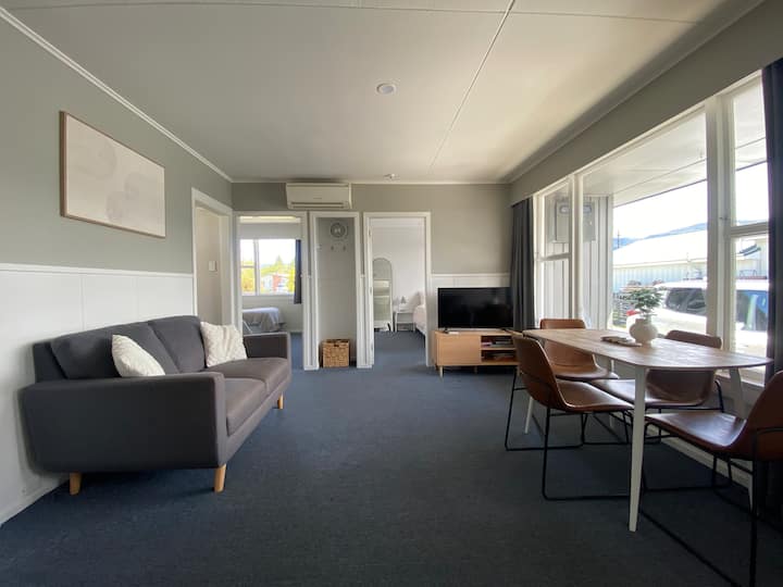 Unwind On Bligh - Te Anau