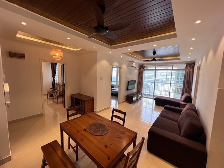 Cozy & Spacious 3 Bedroom Condo + Netflix Account - Subang Jaya