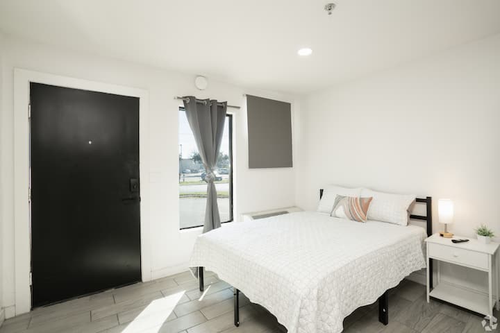 Executive Suite - McAllen, TX