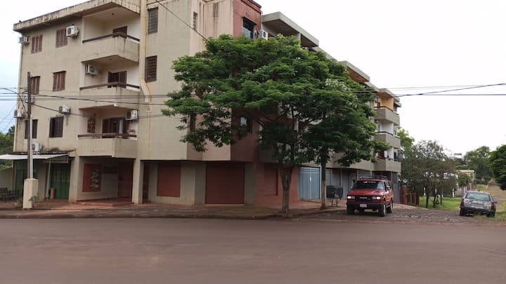 Departamento Con Estacionamiento Privado Gratuito - Encarnación