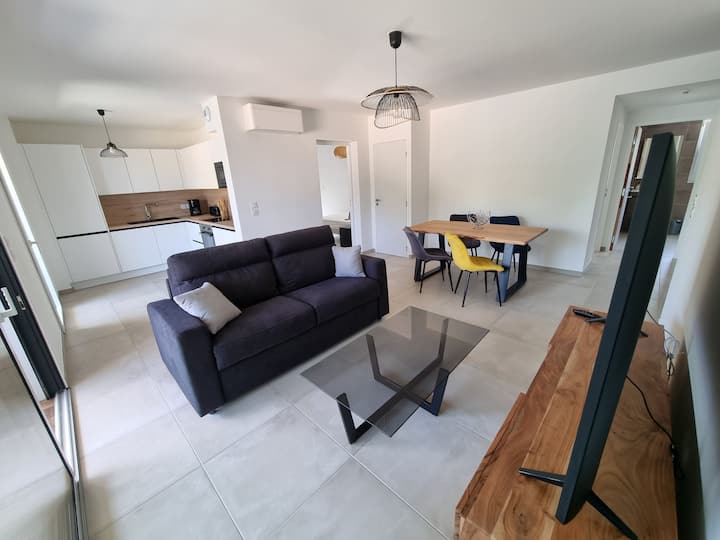 Appart Neuf T3 6 Couchages. - Corsica