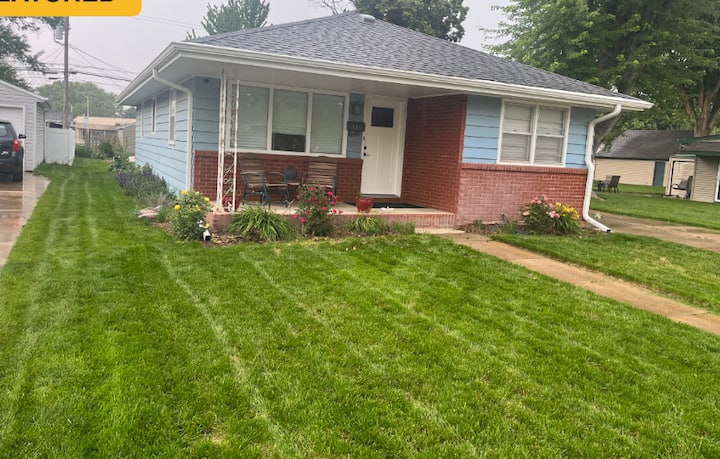 Newly Remodeled 2 Bed, 1 Bath House - Hastings, NE