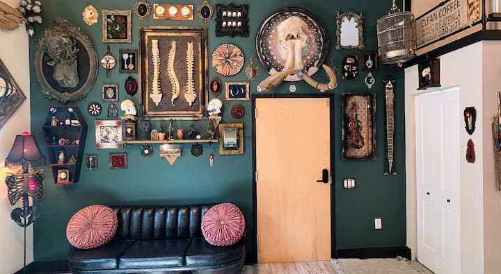 Cozy Af Gothic Rose Gallery - Tampa, FL