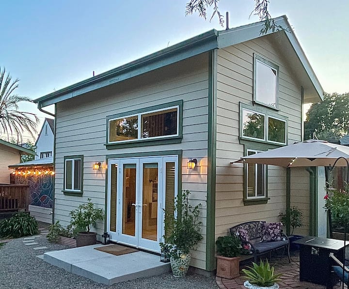 Kolibrie House - Oakland, CA