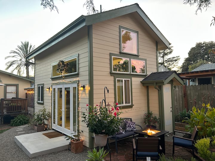 Hummingbird House - Oakland, CA