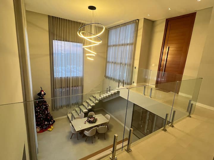 Casa Moderna Em Condomínio Com Piscina Aquecida - Itupeva