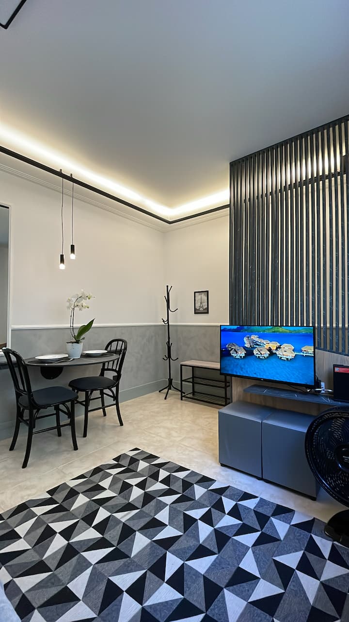 Tudo A Pé No Apê Confortável Próximo Shop. Colinas - São José dos Campos