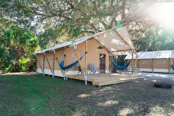 G1 Deluxe Safari Glamping Tent - Kissimmee Prairie Preserve State Park, Okeechobee