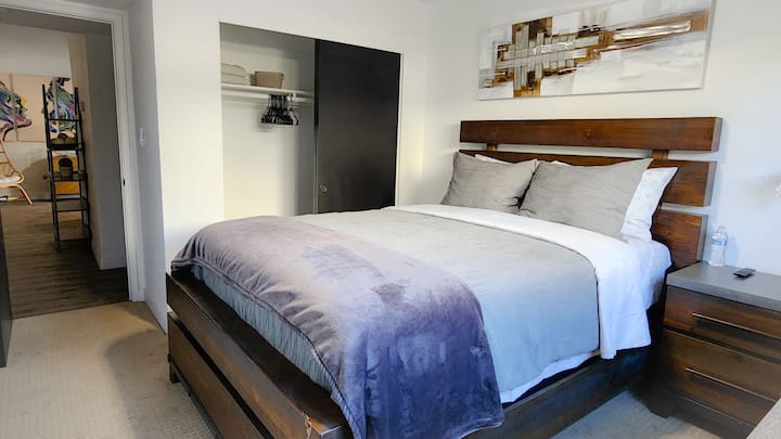 Private2, Pool & Breakfast Items - Tempe, AZ