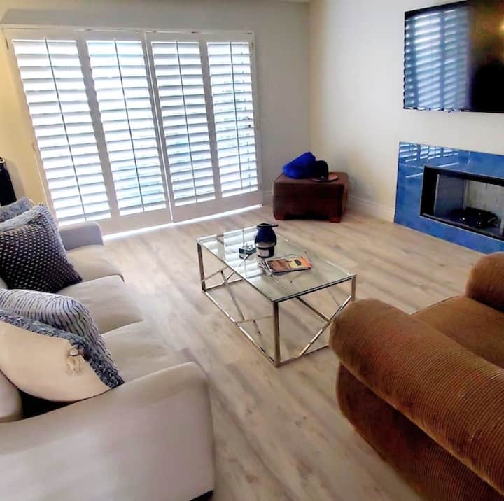 Desert Falls Country Club Condo - Pool - Golf - Palm Desert, CA