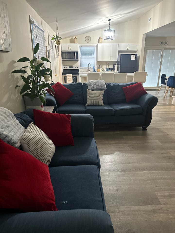 Beautiful Dream House - Wyndham, VA