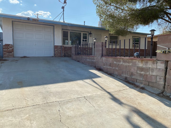 3 Bedroom Entire House For Rent - Mojave, CA