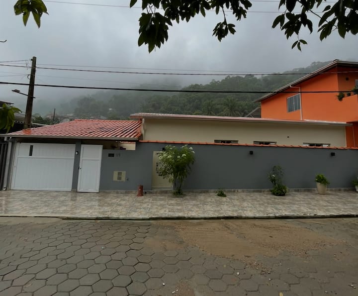 Casa Com Piscina - Ubatuba