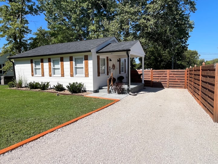 Cozy Maryville Home - Maryville, TN