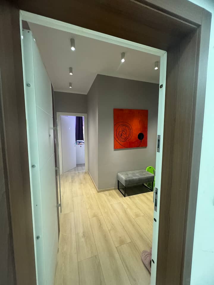 Fia Rental 11 Top Floor Full View - Albania