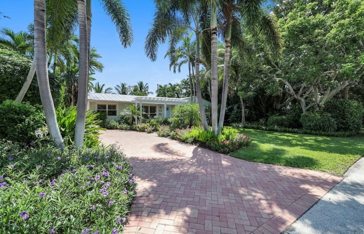Seaside House Plus Guest House! - Delray Beach, FL