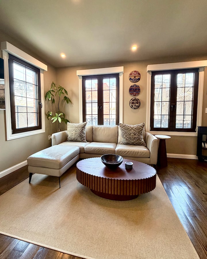Astoria Park Guest Suite | Sunny 2br Duplex - Queens, NY