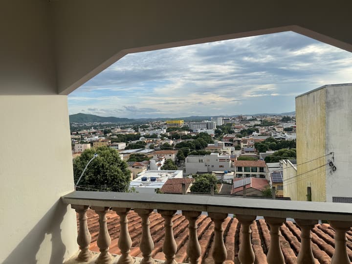 Amplo Apto 3 Quartos Para Até 7 Pessoas - Governador Valadares