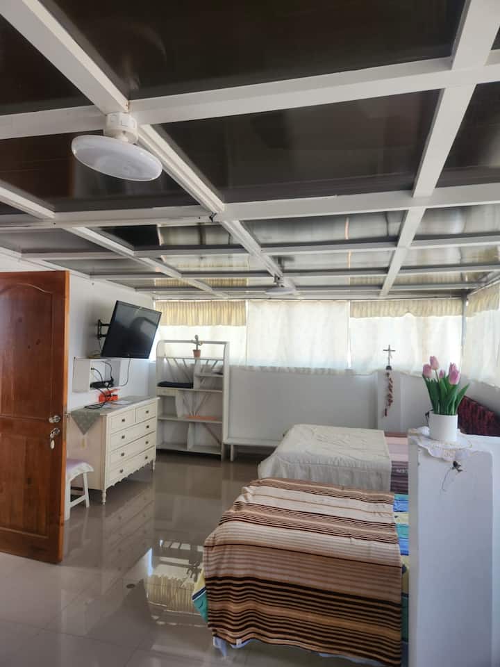 Habitación Amarilla Cerca Al Mar - Pimentel