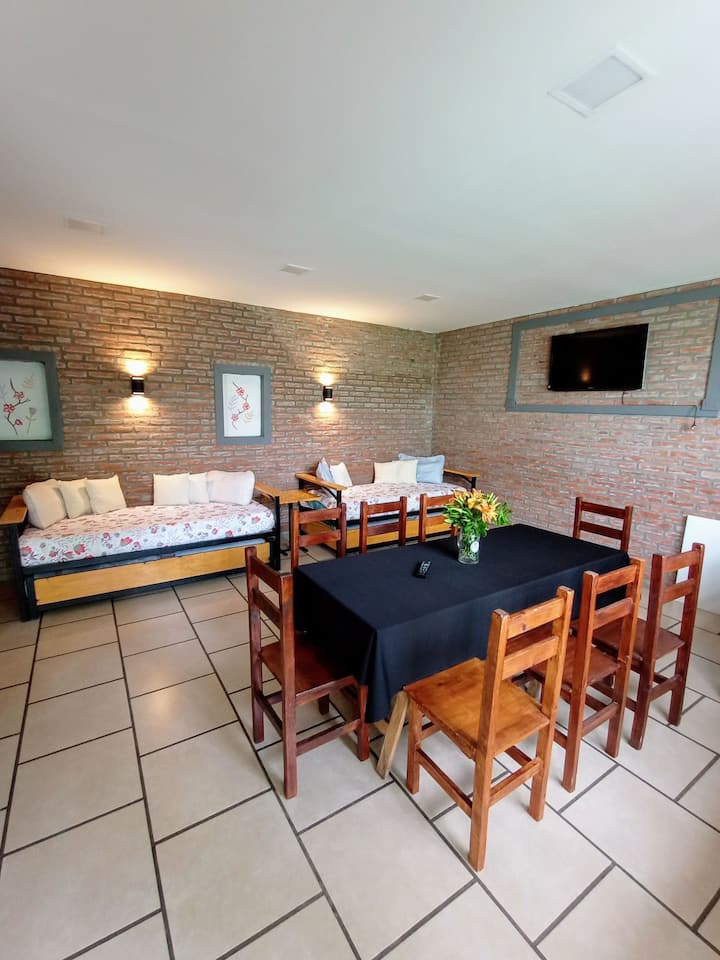 Cabaña Con Pileta En Tandil - Tandil