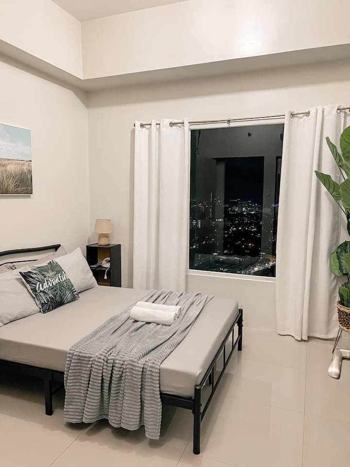 A Budget 2br|central Cebu-mall Access, Pool & Gym - Cebu City