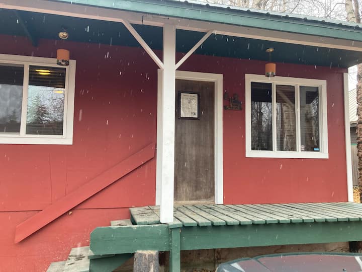 Susan’s She Shed - Talkeetna